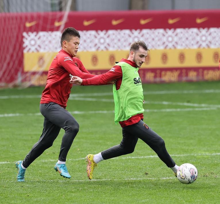 HAZIRLIKLAR SÜRDÜ - Galatasaray idman - 4 Aralık - Web Aslan Galeri