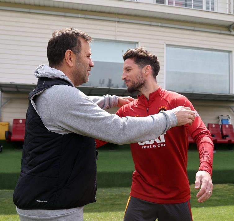 "DAHA YAŞLIYIM VE DAHA YAVAŞIM" - Dries Mertens: "Bu son sezonum ...